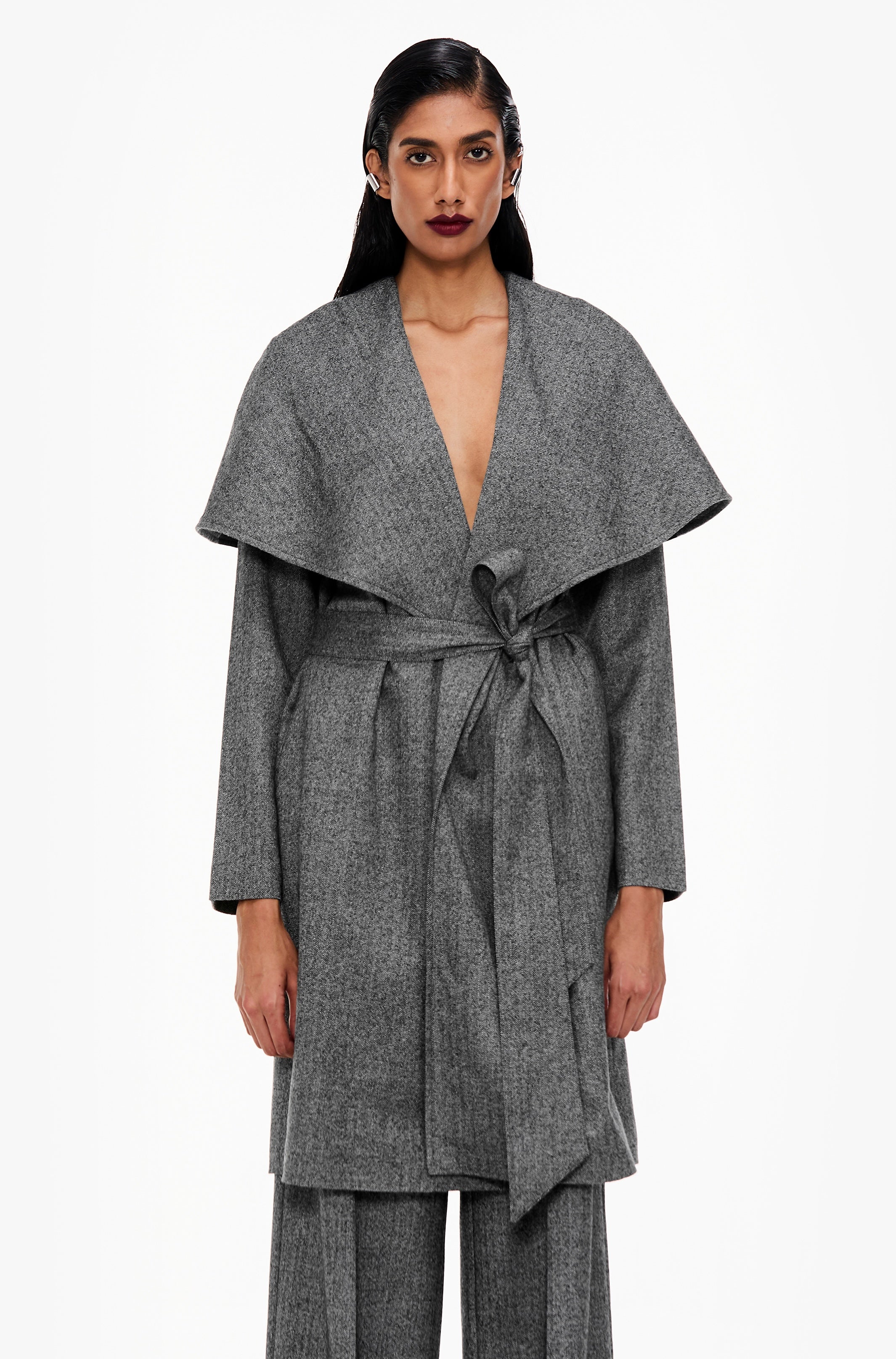 Black & White Herringbone Draped Wool Coat – Qua