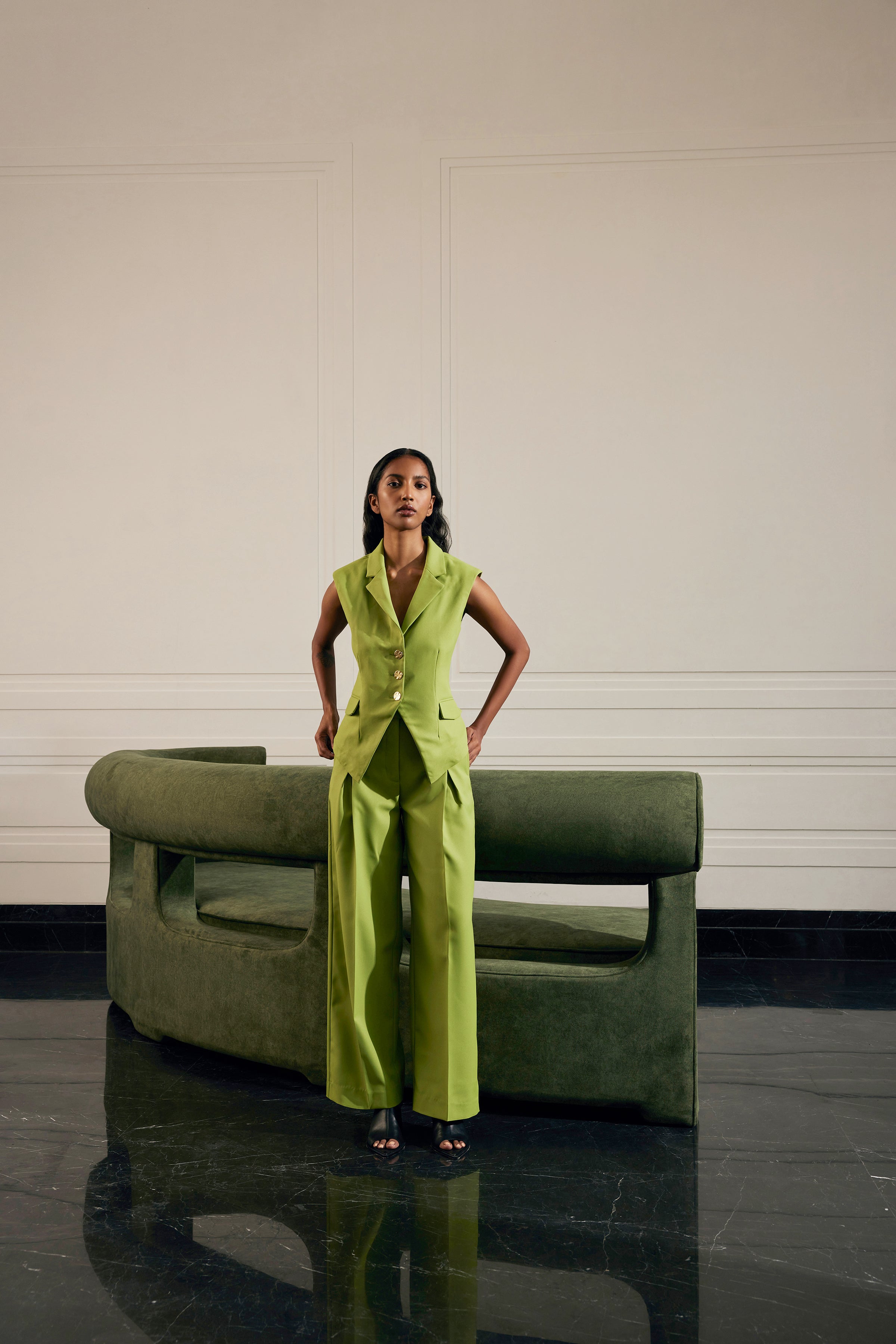 Sculpted Waistcoat Green Set – Qua